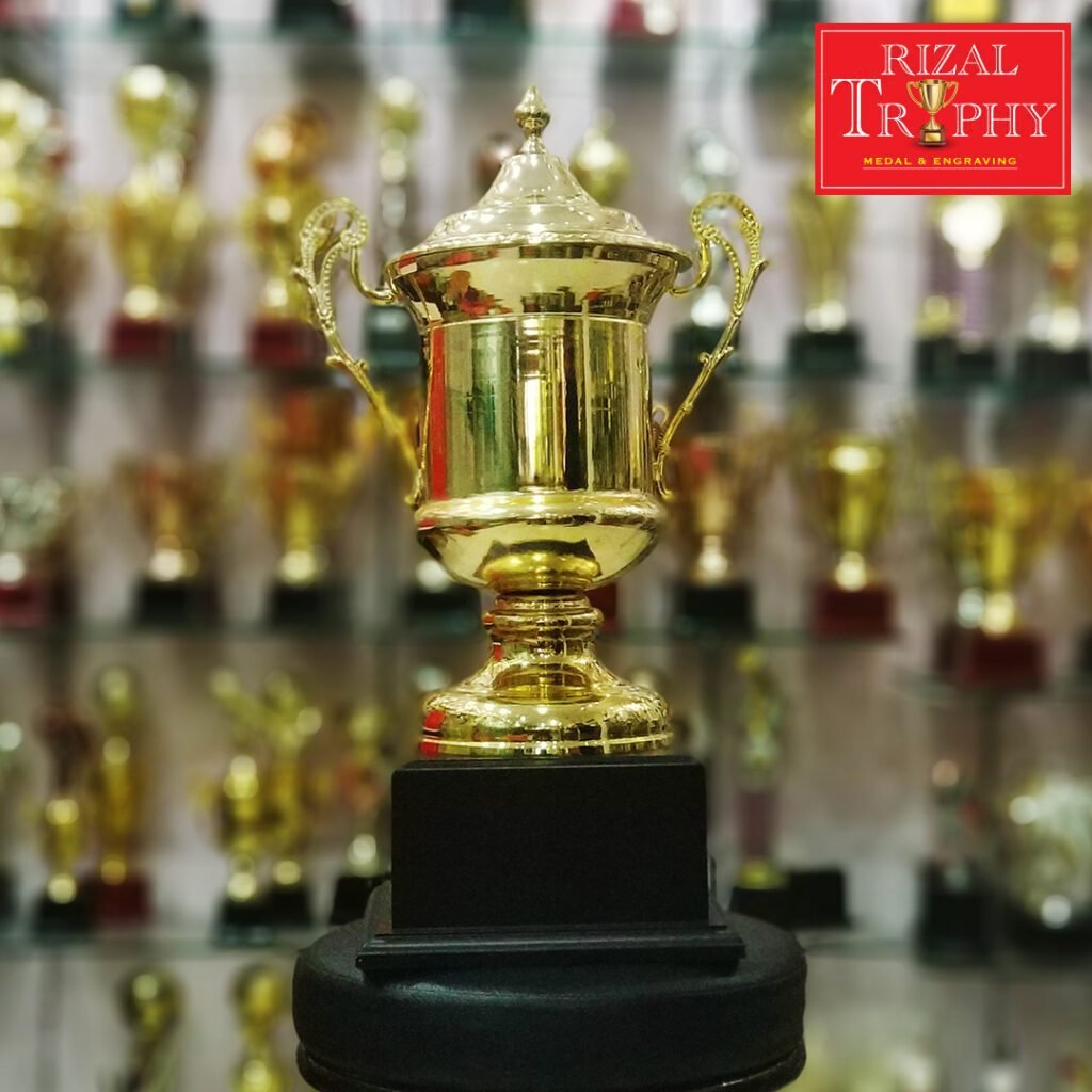 Anda cari kedai Piala? - Dapatkan Piala Pusingan di Rizal Trophy