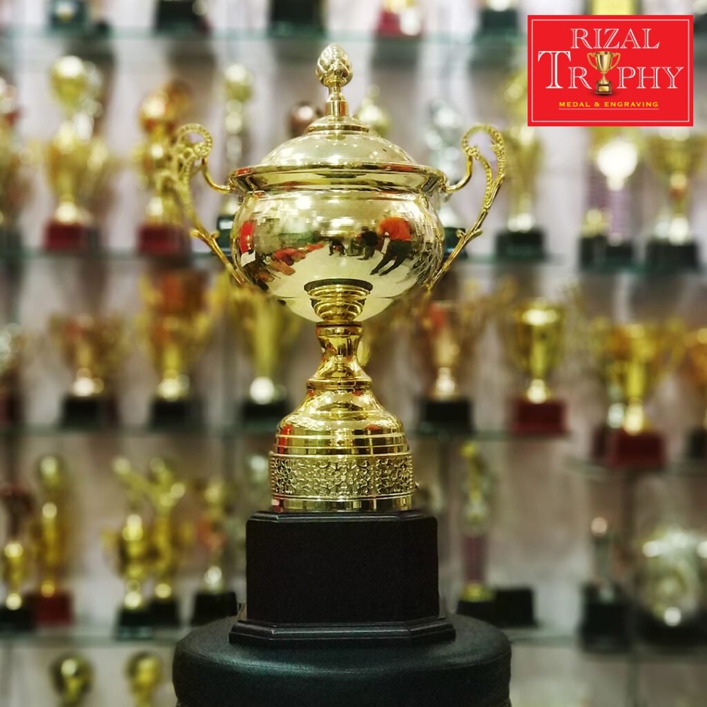 Anda cari kedai Piala? - Dapatkan Piala Pusingan di Rizal Trophy
