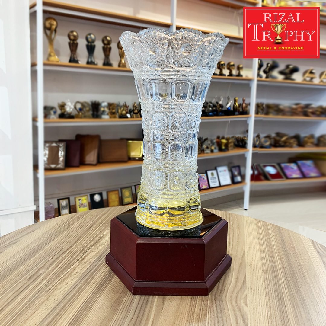 trophy - Rizal Trophy